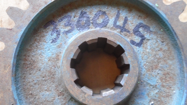 Howard Rotavator 26 Tooth Gear 8 Spline 330045 (code20) | Tractor ...