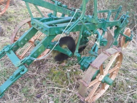 pierce of wexford trailing plough 2 furrow with discs | Ploughs ...