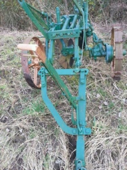 pierce of wexford trailing plough 2 furrow with discs | Ploughs ...