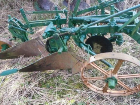 pierce of wexford trailing plough 2 furrow with discs | Ploughs ...